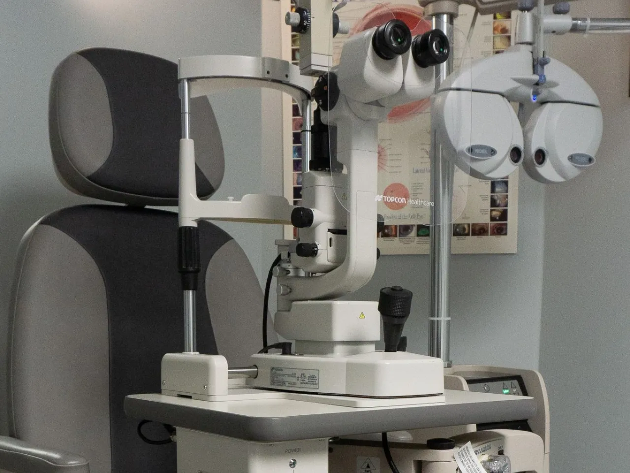 Armstrong & Small Eyecare Centre | Independent Optometrist | Eye Recommend